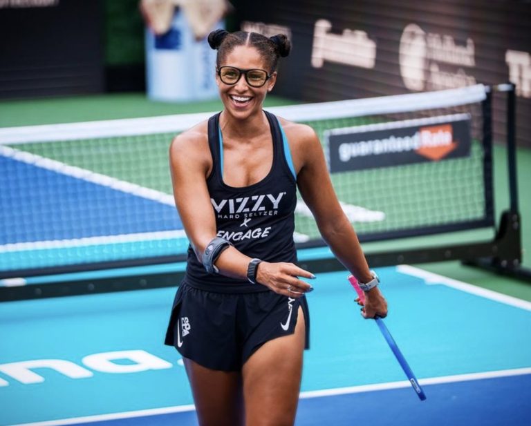 What Paddles Do Top Pro Pickleball Players Use in 2024?